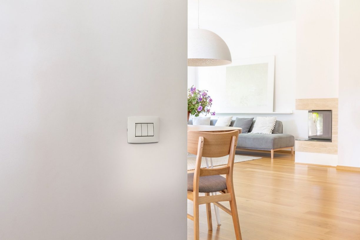 CHORUSMART - Domestic range Glossy ivory modular devices | Gewiss